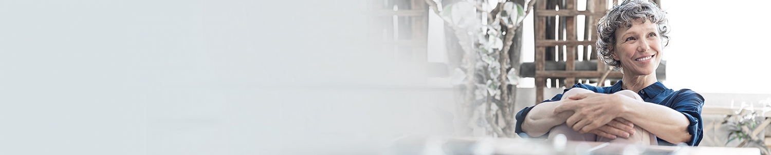 cataract-treatment-intraocular-lens-surgery-patient-humanoptics ...