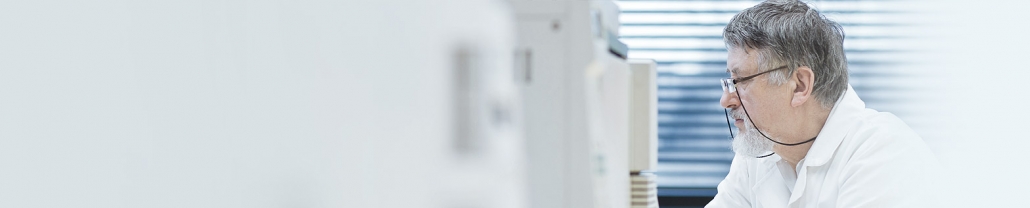 ophthalmo-surgery-operating-theatre-implant-diaphragm-ovd-viscoelastica ...